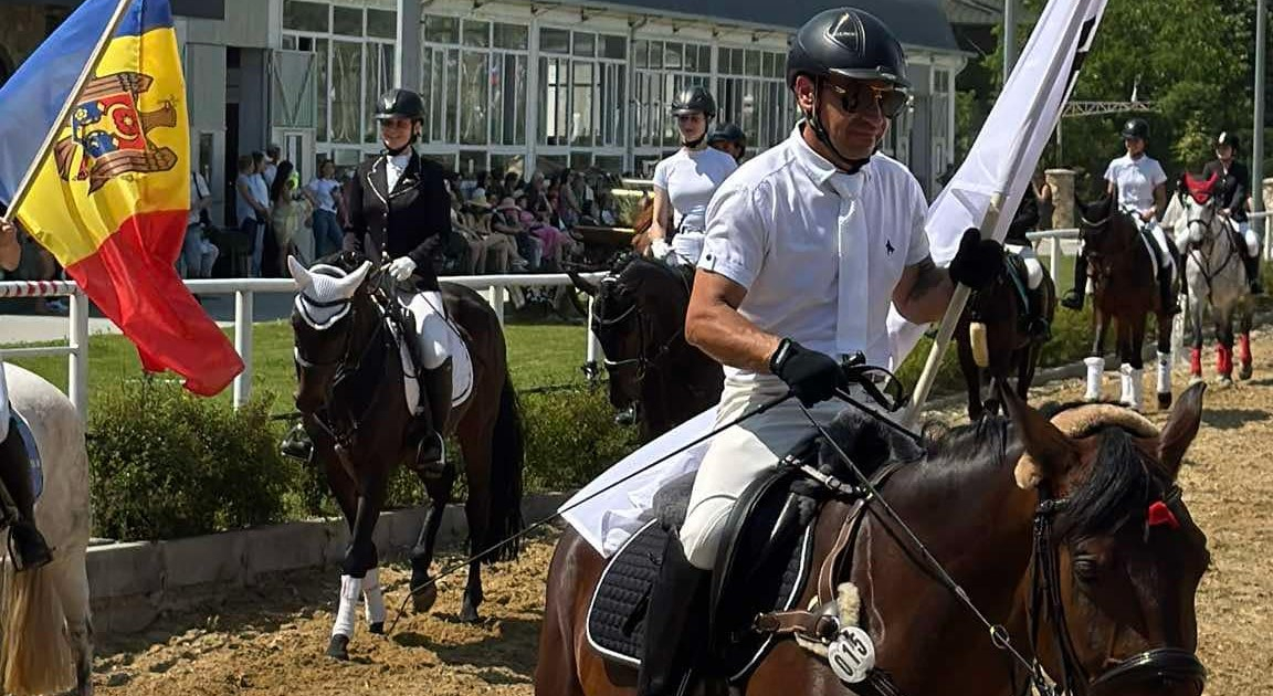 UN AN DE KAZAK CLUB CU UN SPECTACOL ECVESTRU DE EXCEPȚIE